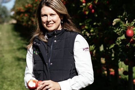 Bravo Apple Harvest Up 25 As Demand Grows