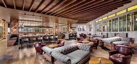 Yardbird Southern Table And Bar Neon Feast
