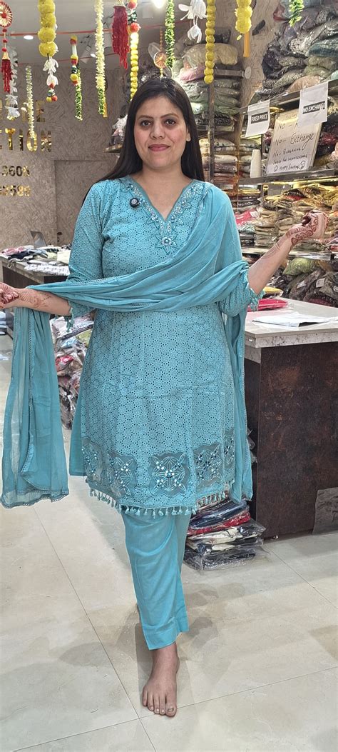 Premium Chiken Hakuba With Orignal Moirror Work Straight Suit Arsh