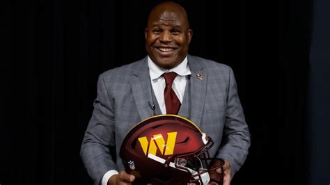 New Commanders Oc Eric Bieniemy Discusses Choosing Washington Offensive Vision Head Coach