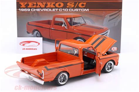Gmp 1 18 Chevrolet C10 Custom Yenko S C Year 1969 Orange A18072220