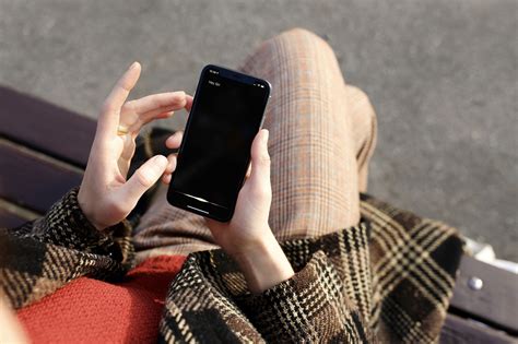 Apple Adds Two New Voices For Siri Will Not Default To Female Voice In Future Imore