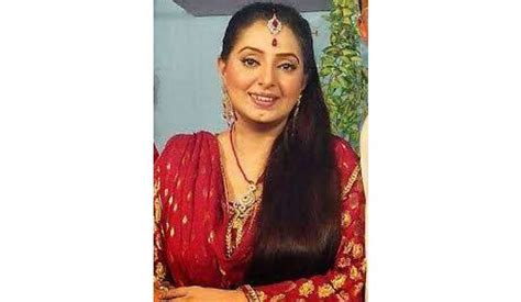 Ruby Anum Suffers Hearts Attack Pakistan Point