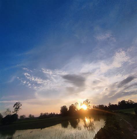 Akhi Dhaka
