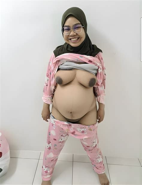Indonesian Pregnant Wife Nude