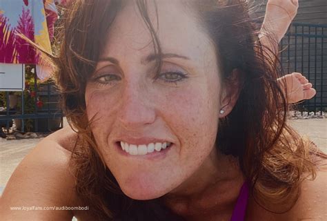 That One Time I Wore A White Dress To The Goth Sex Show In San Diego Audiboombodi Official