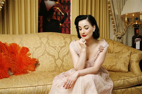 Actress Dita Von Teese Model Most Popular Celebs Dancer Hd