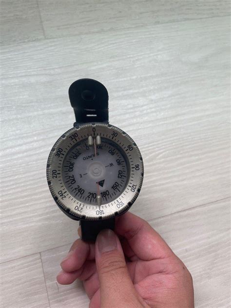 Suunto Diving Compass Sports Equipment Sports And Games Water Sports On Carousell