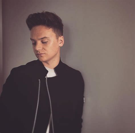 Watch Conor Maynards Latest Cover Of The Chainsmokers Could Be The Best Yet Capital