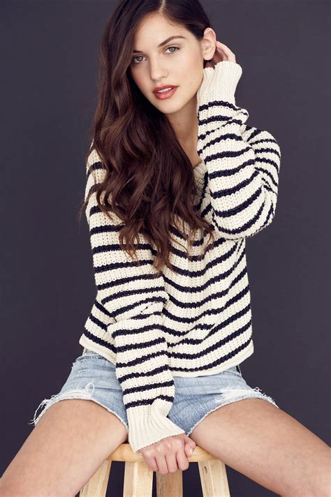 Beautiful Peruvian Model Anahi Gonzales Daly Photo Shoot Collections