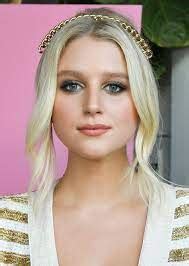 Julia Schlaepfer Full Bio 2021 Career Latest Net Worth