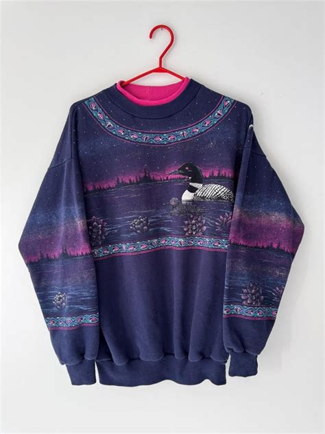 90s Vintage Duck Loon Outdoor Nature Graphic Pullover Gem