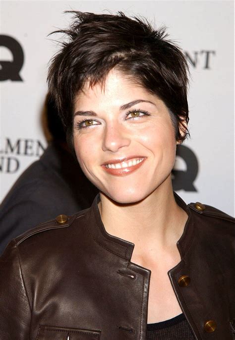 Selma Blair Idol Image Small Face Hairstyles Diamond Face Hairstyle Short