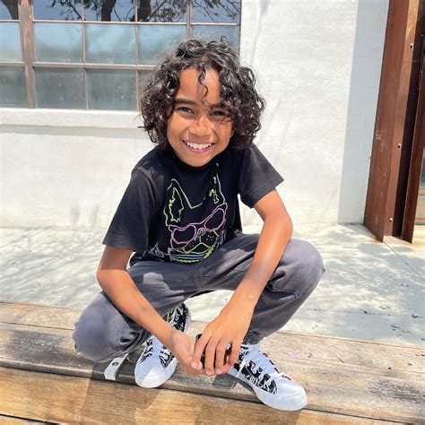 Who Is Yonas Kibreab Meet The Filipino American Lead Star Of Disney Pixars Elio