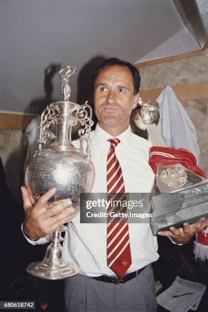 485 George Graham Arsenal Photos And High Res Pictures Getty Images