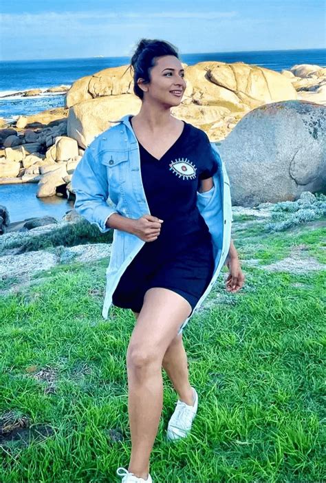 Divyanka Tripathi Rindianactresseshot