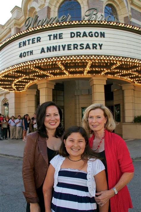 Shannon Lee Granddaughter Wren Lee Keasler And Widow Linda Lee Cadwell