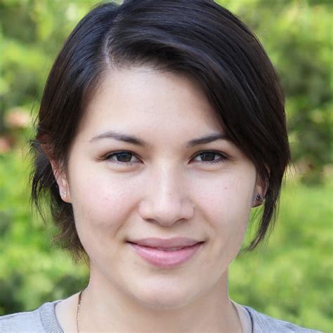 Smiling Babes — Tamara Lee