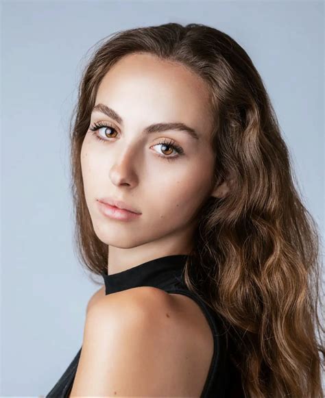 Lace Models Tlv