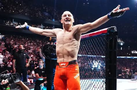 Pimblett To Fight At Ufc 329