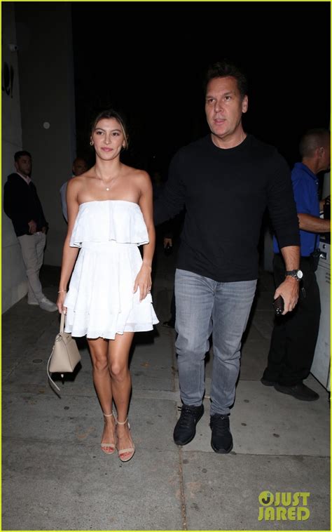 Dane Cooks Fiancée Kelsi Taylor Flashes Her Engagement Ring During A