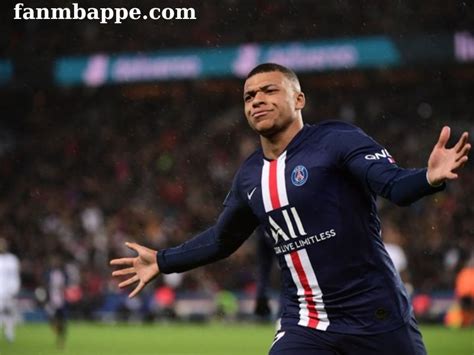 Tiểu Sử Mbappe Từ Cậu Bé Nhỏ đến Siêu Sao Thế Giới
