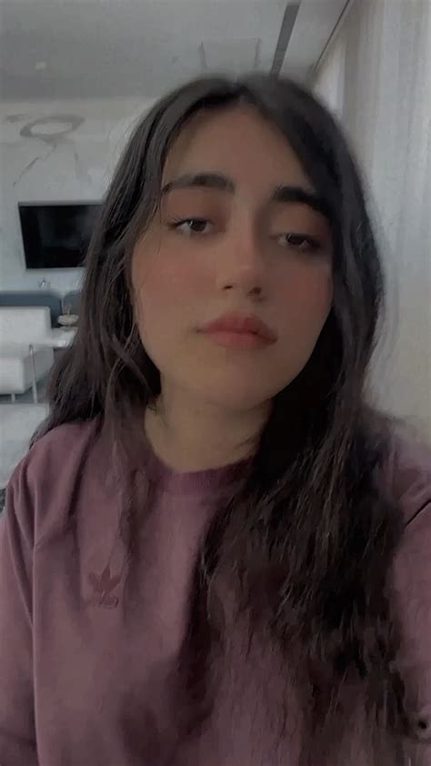 نازنین⭐️‎ ‎ولی بخش دومش🖤 این اهنگ خیلی برای من ارزش داره، امیدوارم به دل شما هم بشینه آهنگ