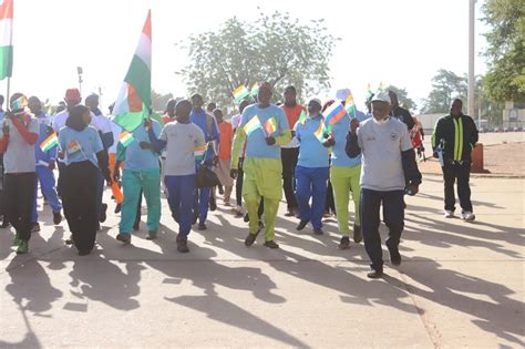 Actuniger 66ème Anniversaire De La République Du Niger Long Emmnr