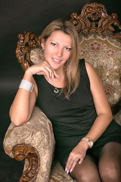 Oksana Age 47 Simferopol Traditional Ukrainian Dating