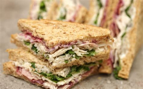 Average Lunch Break Now Last Just 22 Minutes Down A Third On Six Years