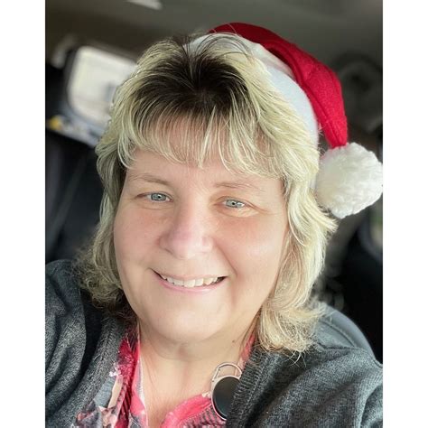 Michelle Crawleys Instagram Twitter And Facebook On Idcrawl