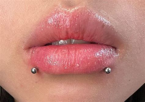 Pin De Aisaa💜 Em Piercings Em 2025 Ideias Para Piercings Labret Piercing Na Boca