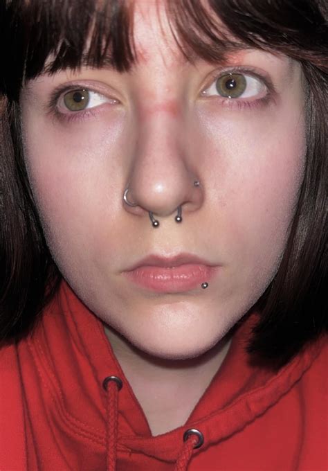 Should I Get A Side Labret R Piercing