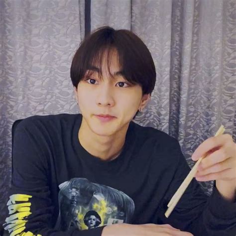 Pin De Ludmila Juarez En Coreanitos