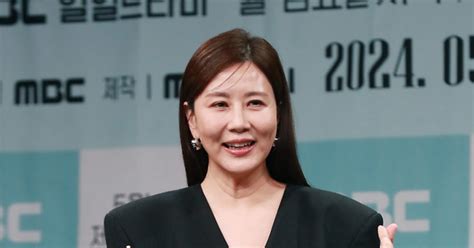 양정아 상큼한 손하트 ★포토