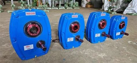 Cast Iron Fenner Smsr Gearbox Packaging Type Loosebag Or Wooden Box
