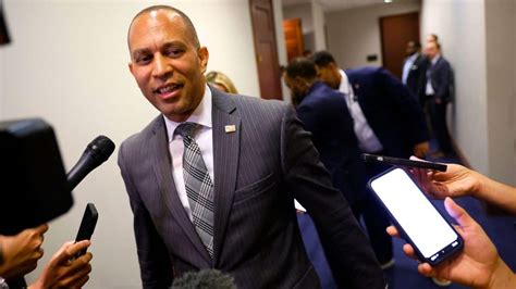 Hakeem Jeffries Calls Trump A Racial Arsonist In Cnn Interview