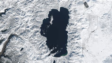 Tahoe This Year Vs Last Credit Robert Simmon R Reno