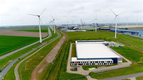 Green Data Centers Scaling Environmental Sustainability For Business