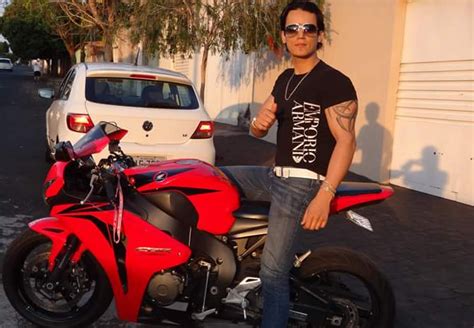 Pai De Investigador Juninho Play Se Entrega A Justiça Jornal Do