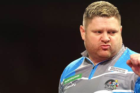 Fast Wäre Er Gestorben Jetzt Lebt Darts Ass James Hurrell Seinen Wm Traum
