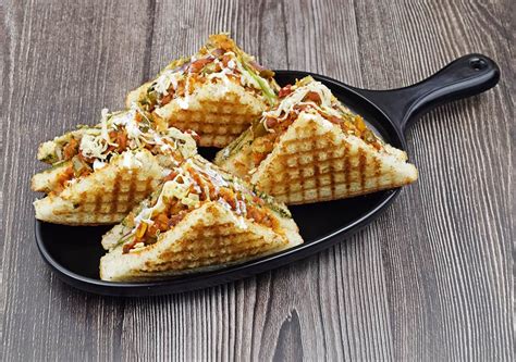 Layers And Slice Satellite Order Online Zomato