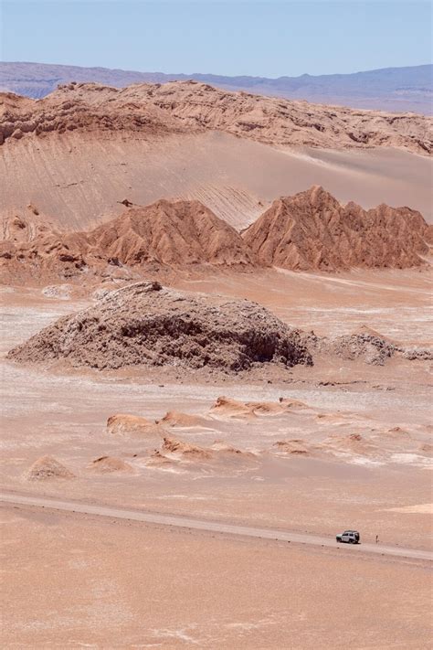 Valle De La Luna • Desert Landscape Near San Pedro De Atacama • Ibo Guide