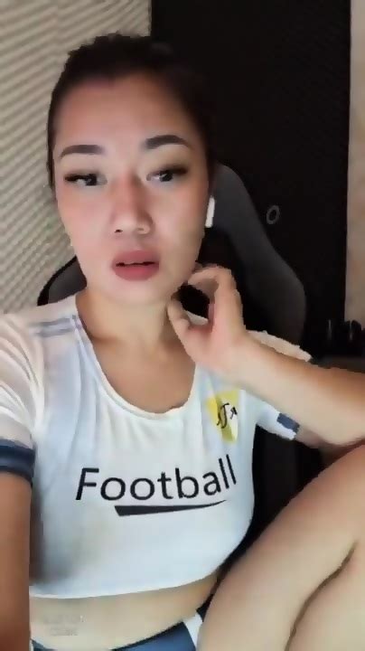 Tante Lagi Kesepian Live Colmek Tante Lagi Kesepian Live Colmek