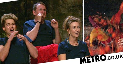 Im A Celeb Ruthie Henshall Gets Covered In Rotten Tomatoes Metro News