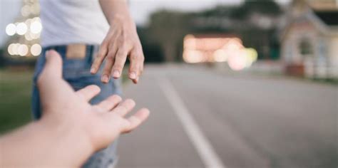 3 Zodiac Signs Who Give Up On Love November 28 2021 Yourtango