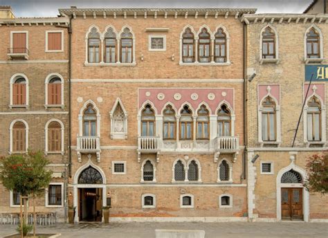 Palazzo Veneziano Gruppo Geromin