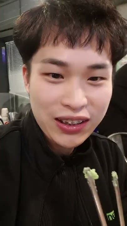 와사비 나눠주고 젓가락에 묻은 와사비 먹방 Youtube