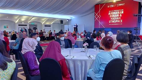 Utmspace Sekarang Sedang Berlangsungnya Majlis Anugerah Facebook