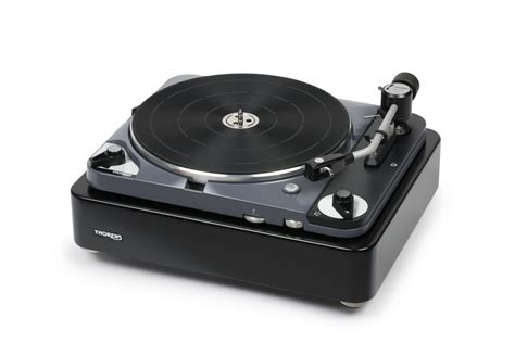 Thorens - Виниловый проигрыватель Thorens TD142 DD
